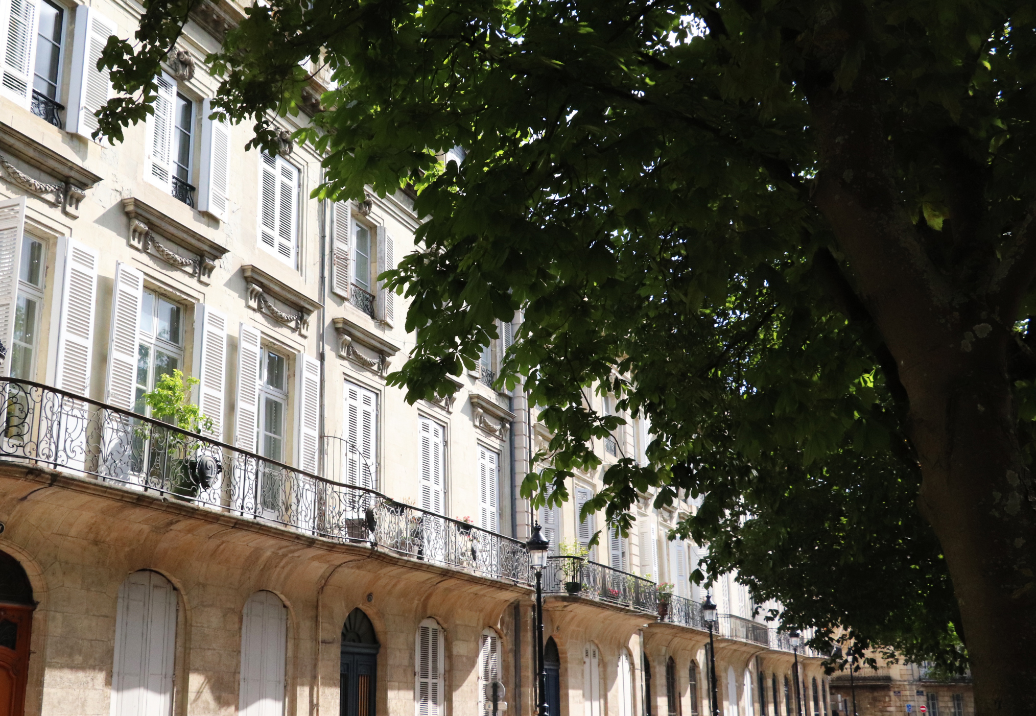 Le Quartier des Chartrons – Yves Simone